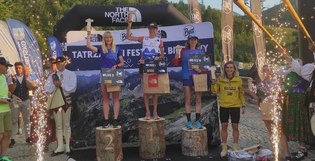 PETER FRANO Y MARCELA VASINOVA GANAN TATRA SKY MARATON 4 PARADA DE LA ...